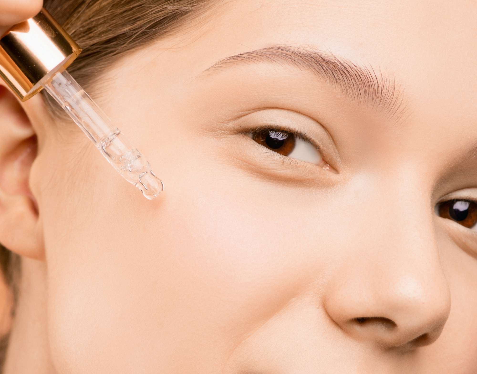 Come Usare il Siero Viso nella Skincare Routine – Nuvò Cosmetic